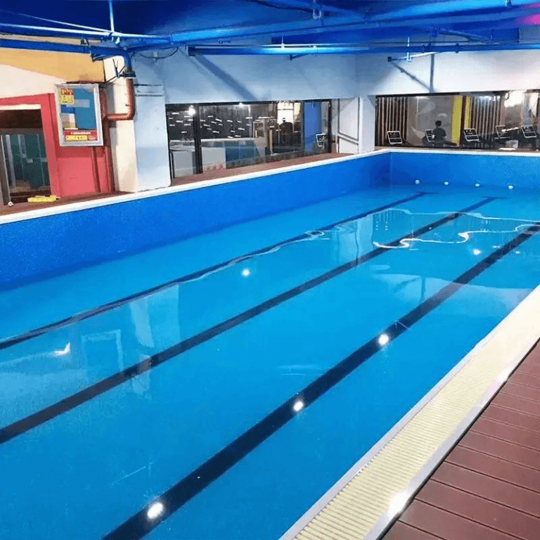 What are the advantages of a steel structure swimming pool?