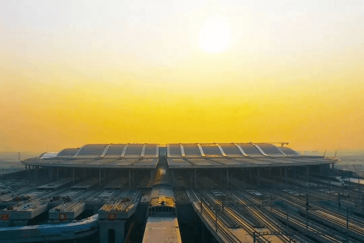 After two years, Asia's largest high-speed rail station was completed ...